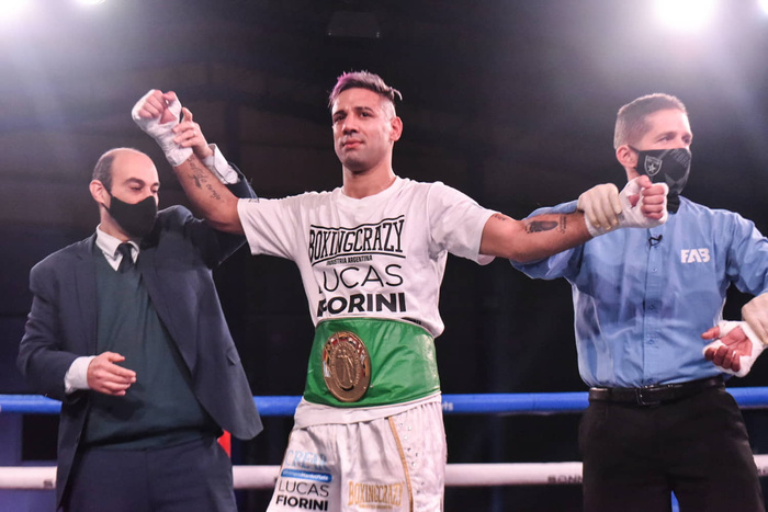 Bastida fulminó a Romero en siete rounds, Daneff doblegó a Rocha en ...